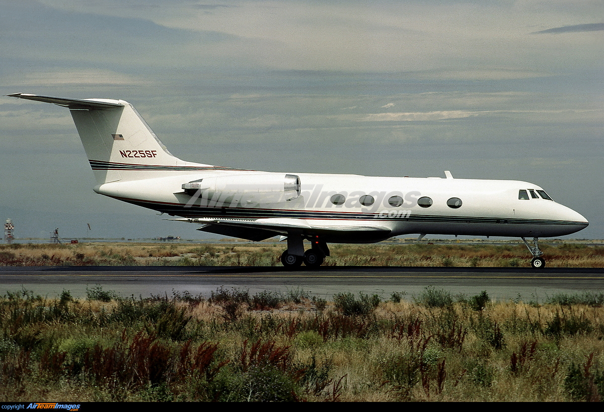 Grumman Gulfstream II - Large Preview - AirTeamImages.com