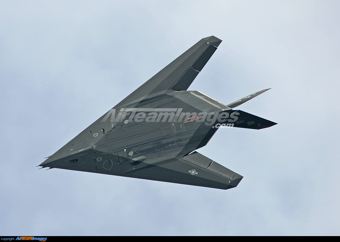 Lockheed F-117A Nighthawk - Large Preview - AirTeamImages.com