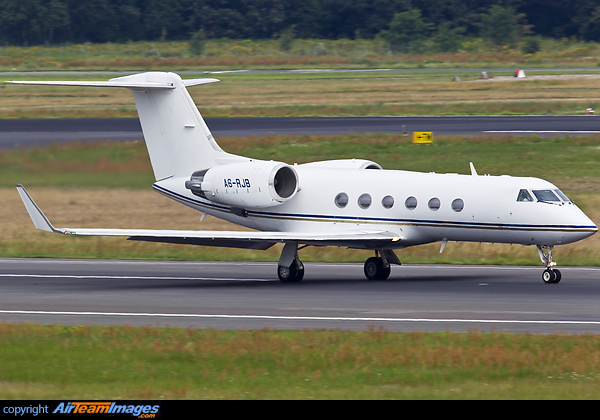 Gulfstream G300 (A6-RJB) Aircraft Pictures & Photos - AirTeamImages.com