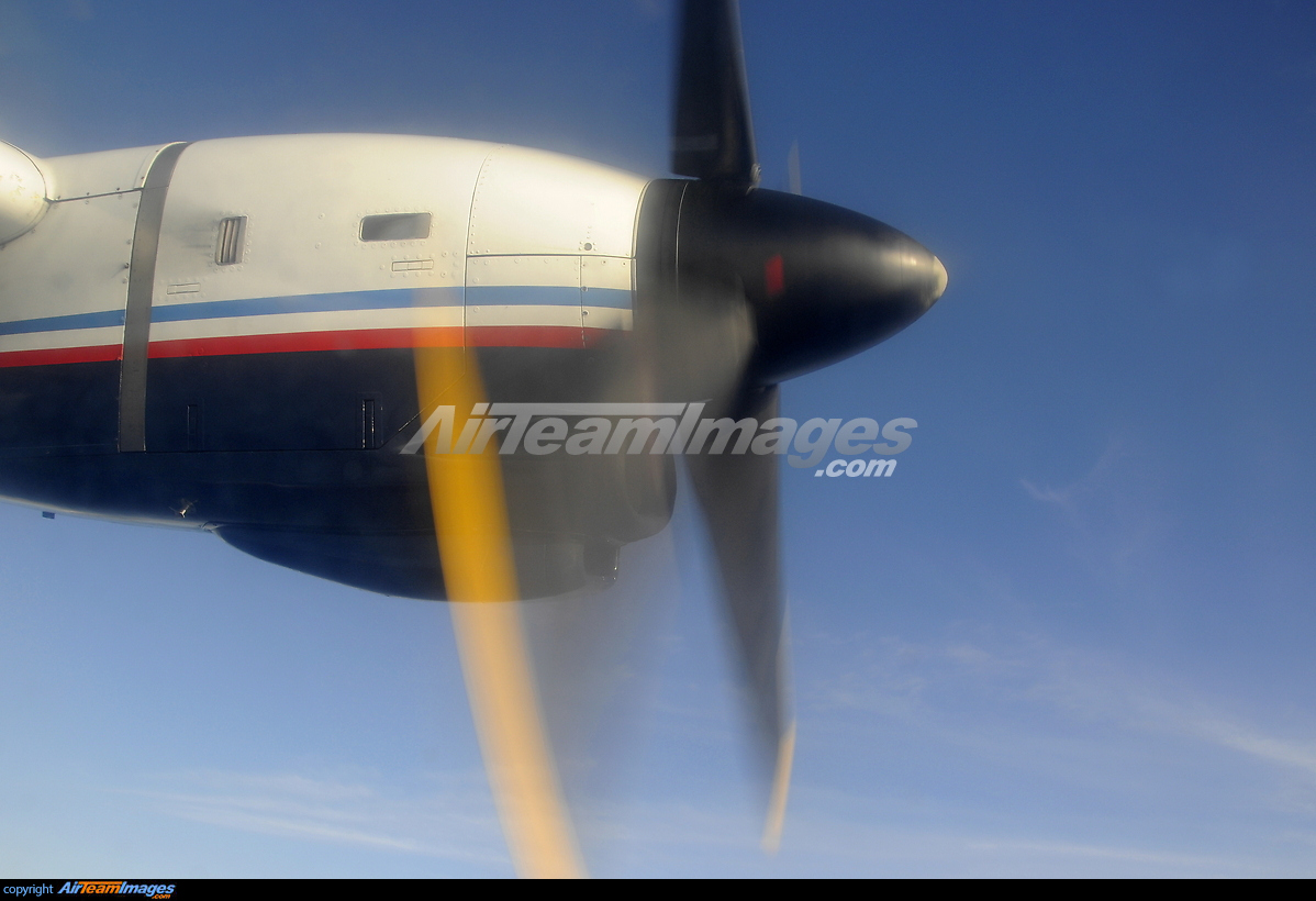 Pratt & Whitney Canada PW121 - Large Preview - AirTeamImages.com