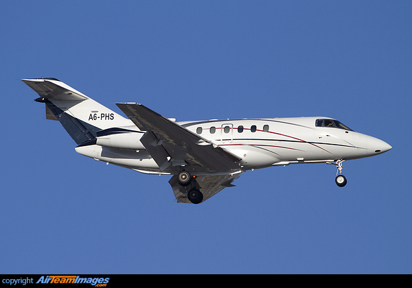 Hawker Beechcraft Hawker 800XP (A6-PHS) Aircraft Pictures & Photos ...