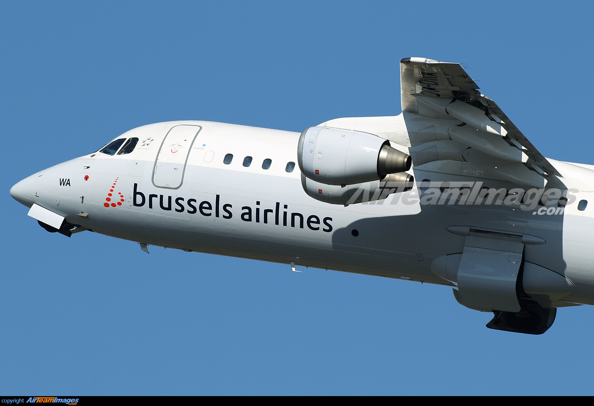 British Aerospace Avro RJ100 - Large Preview - AirTeamImages.com