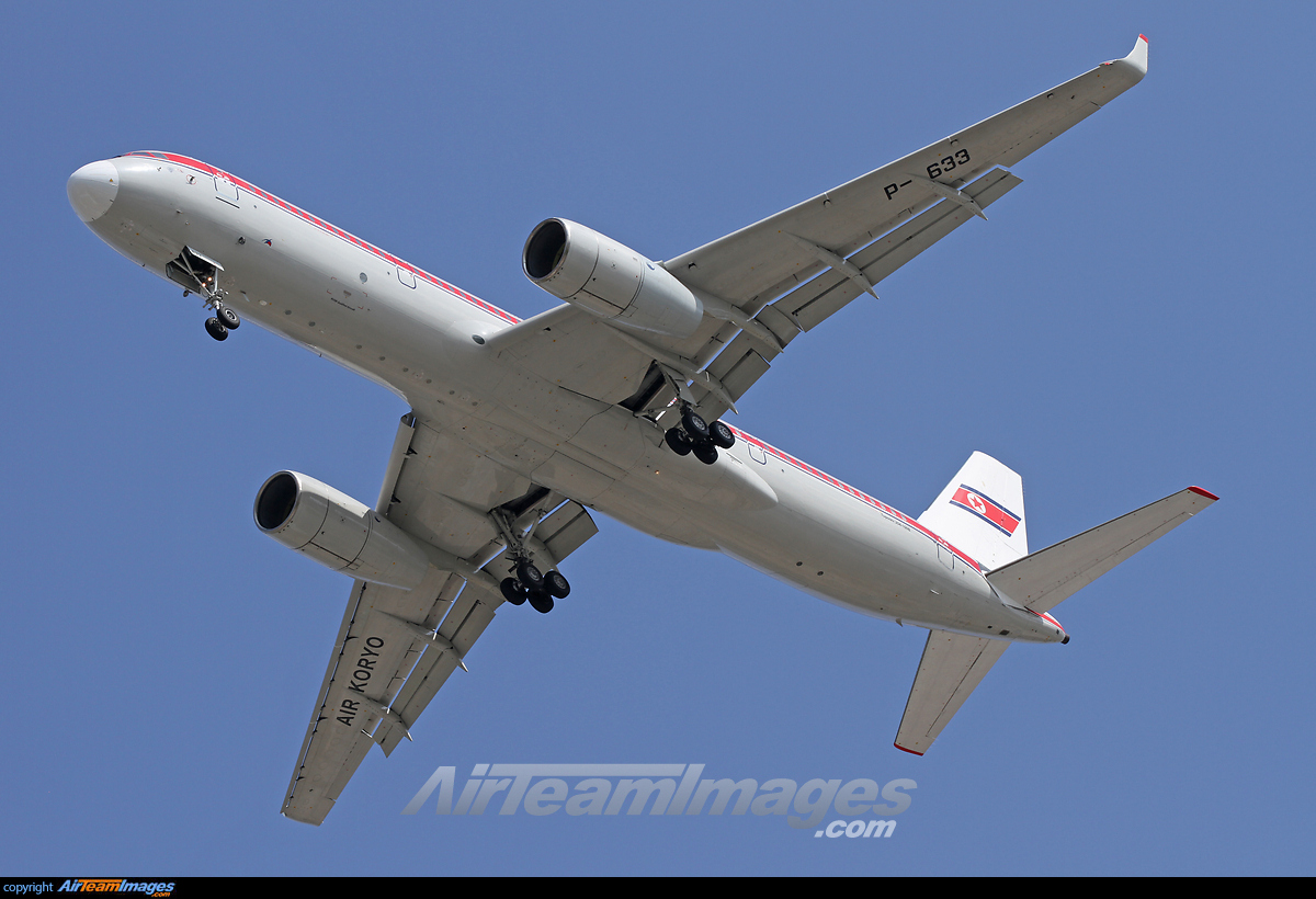 Tupolev Tu-204-100B - Large Preview - AirTeamImages.com