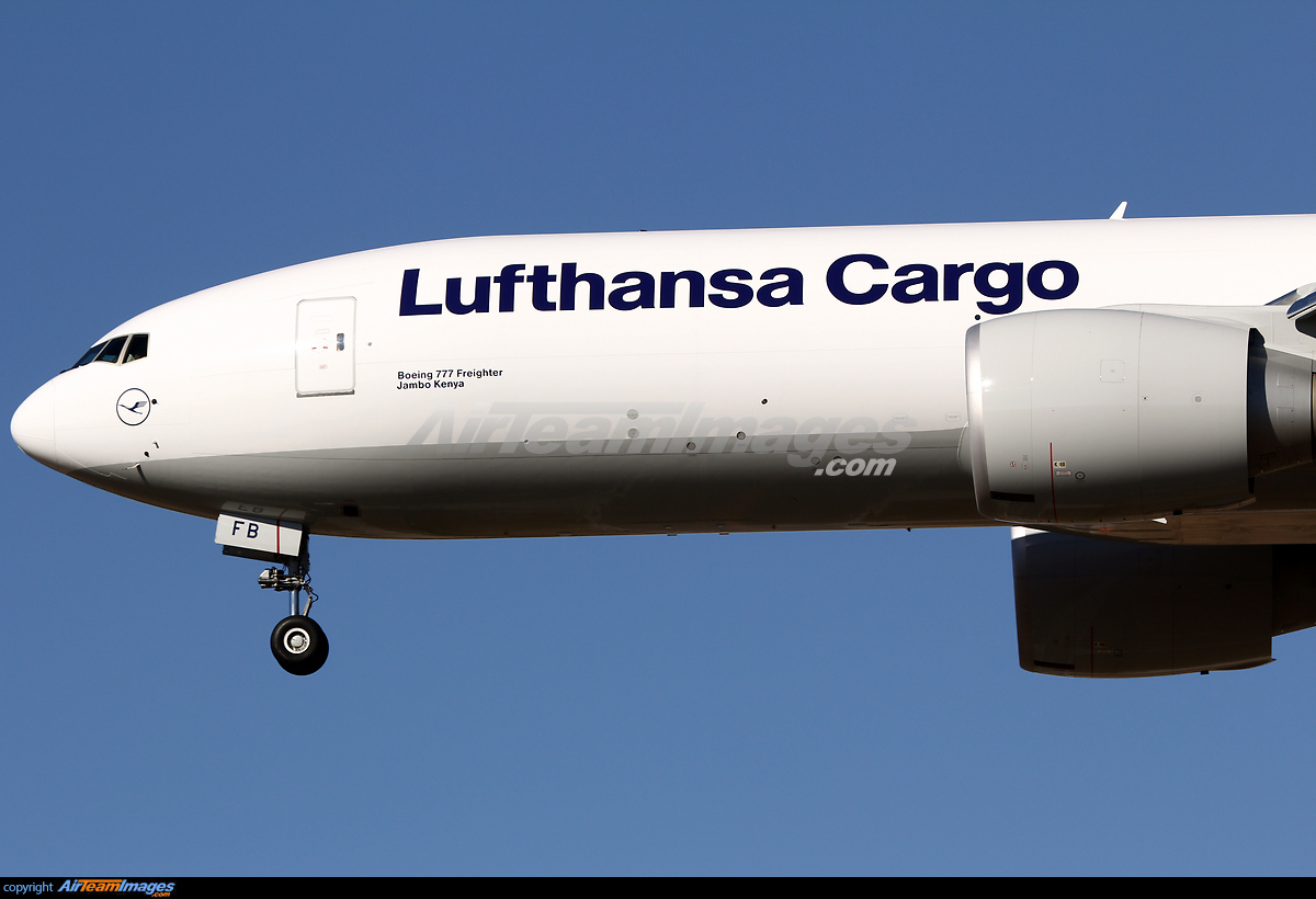 Boeing 777-FBT - Large Preview - AirTeamImages.com