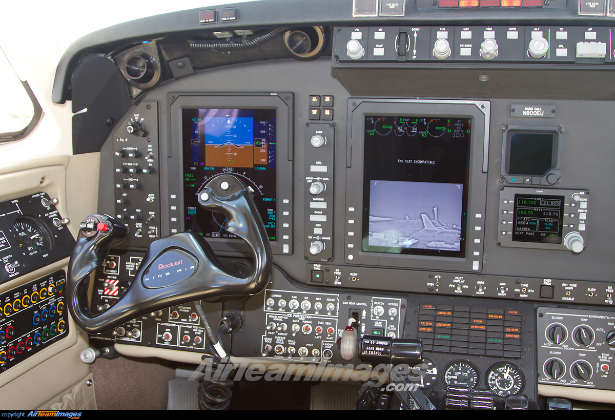 Beechcraft King Air 350i - Large Preview - AirTeamImages.com Beechcraft King Air 350i - Large Preview - AirTeamImages.com