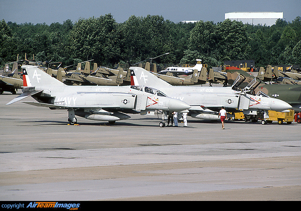 Mcdonnell Douglas F 4j Phantom 152212 Aircraft Pictures And Photos