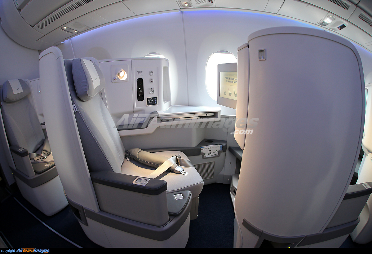 Airbus A350-941 - Large Preview - AirTeamImages.com