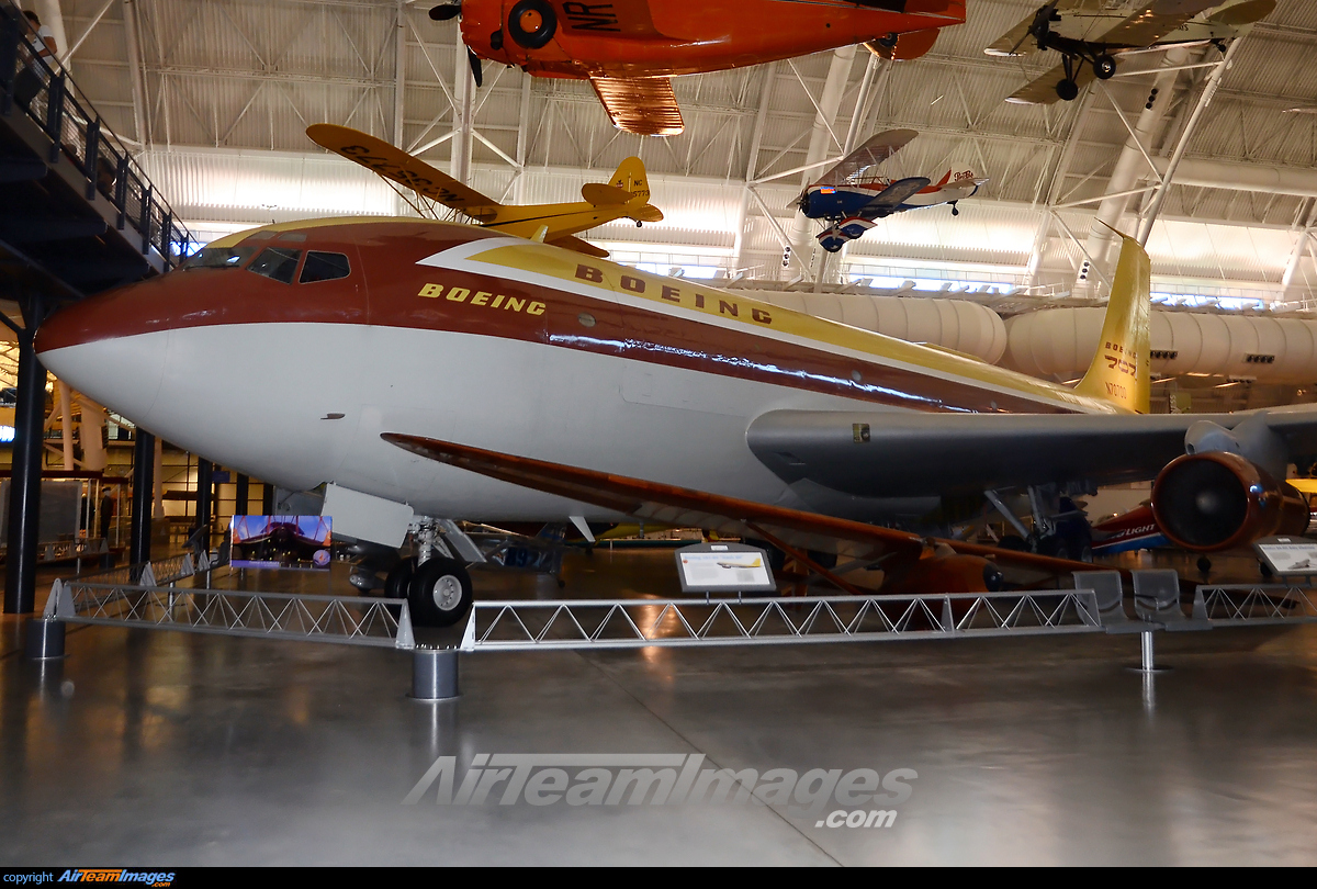 Boeing 367-80 - Large Preview - AirTeamImages.com