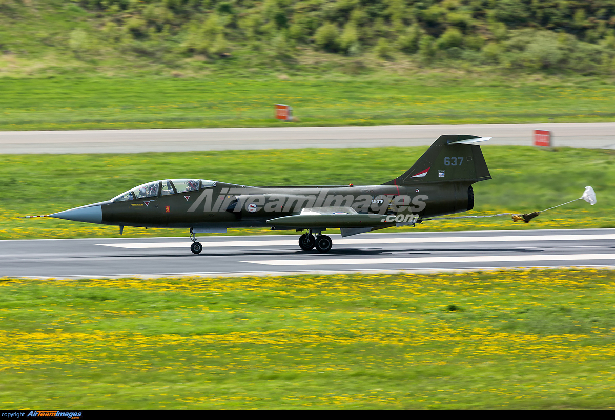 Lockheed F-104D Starfighter - Large Preview - AirTeamImages.com