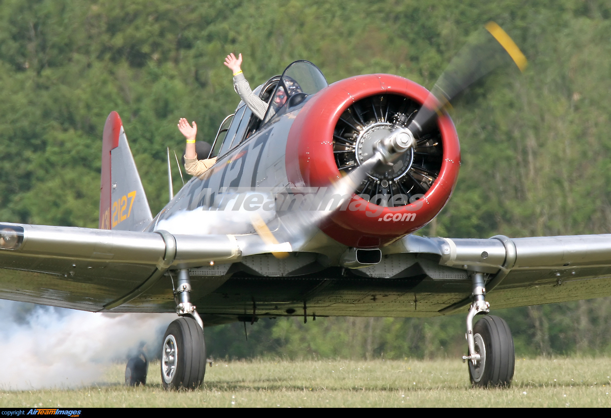 T-6 Texan / SNJ / Harvard - Large Preview - AirTeamImages.com