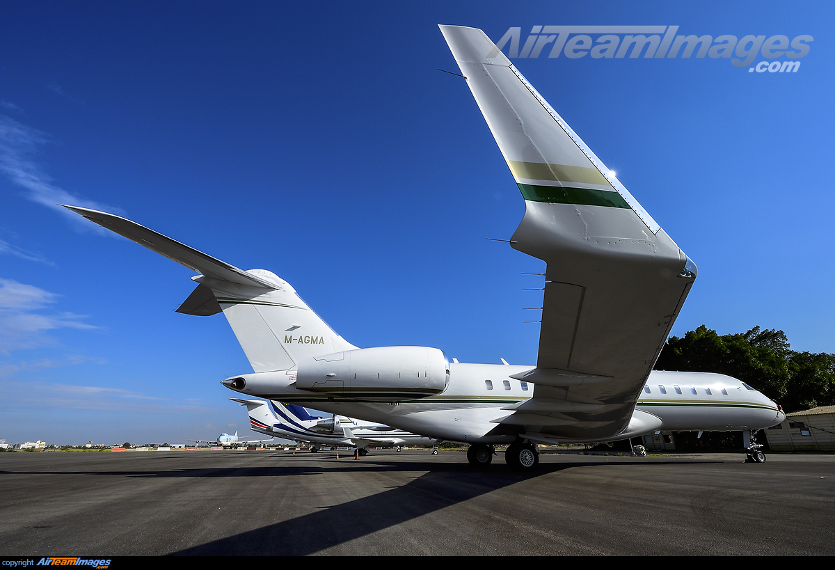 Bombardier Global Express XRS - Large Preview - AirTeamImages.com