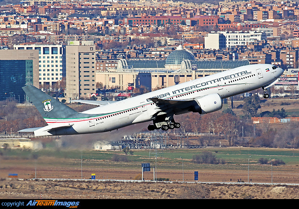 Boeing 777-2FB/LR (CS-TQX) Aircraft Pictures & Photos - AirTeamImages.com
