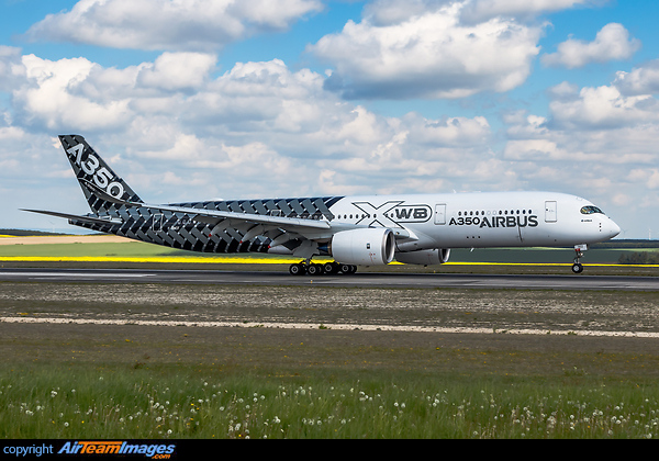 Airbus A350-941 (F-WWCF) Aircraft Pictures & Photos - AirTeamImages.com
