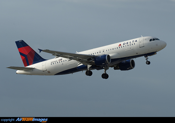 Airbus A320-211 (N324US) Aircraft Pictures & Photos - AirTeamImages.com