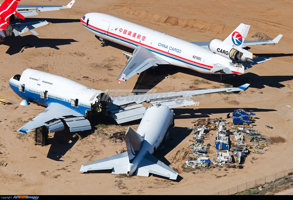 Boeing 747-400 Scrapping - Large Preview - AirTeamImages.com