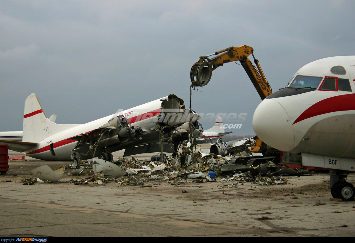 Lockheed L-188 Electra - Large Preview - AirTeamImages.com
