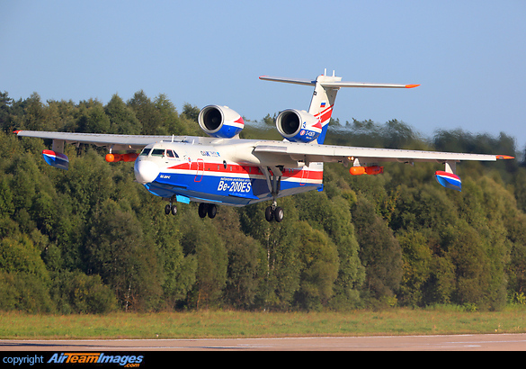 Beriev Be-200ChS (21512) Aircraft Pictures & Photos - AirTeamImages.com