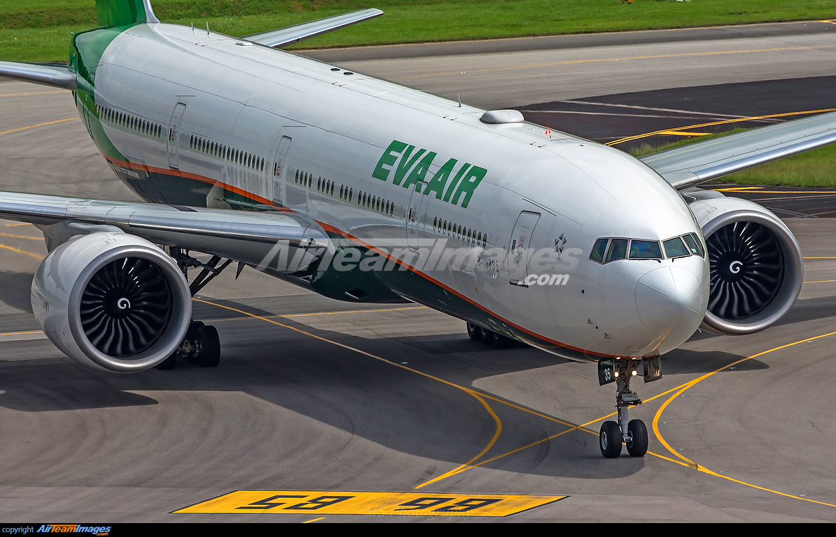 Boeing 777-3AL/ER - Large Preview - AirTeamImages.com