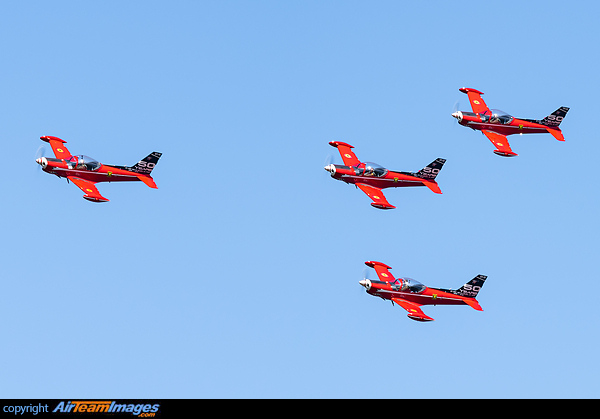 Red Devils - Belguim Air Force (ST-16) Aircraft Pictures & Photos ...