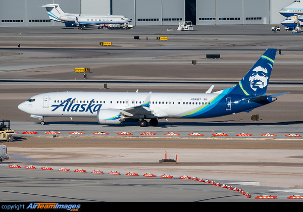 Boeing 737-9 MAX (N291BT) Aircraft Pictures & Photos - AirTeamImages.com