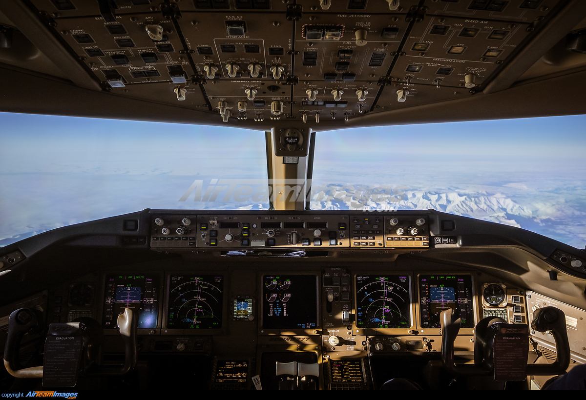 Boeing 777 Cockpit Wallpaper