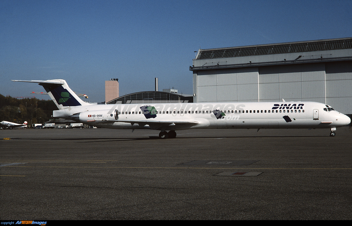 McDonnell Douglas MD-82 - Large Preview - AirTeamImages.com