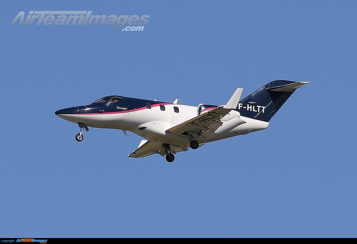 Honda HA-420 HondaJet - Large Preview - AirTeamImages.com