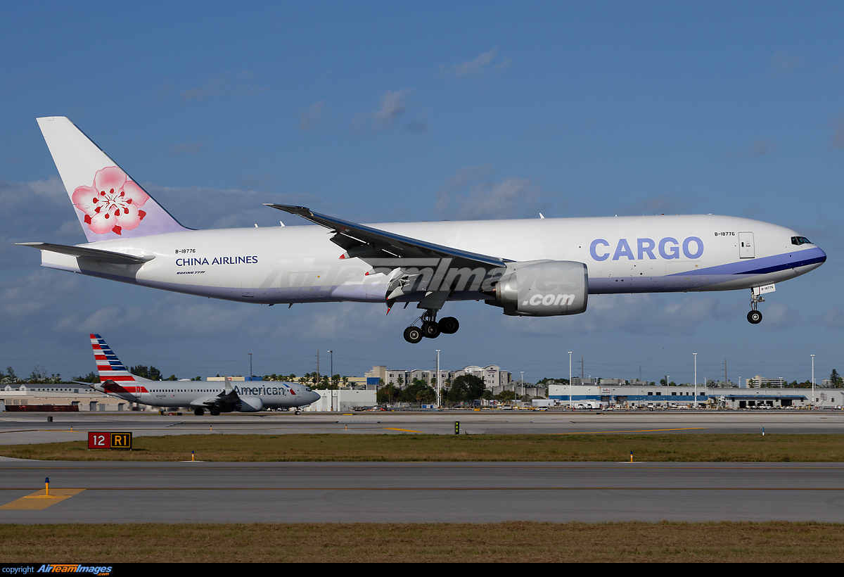 Boeing 777-F09 - Large Preview - AirTeamImages.com