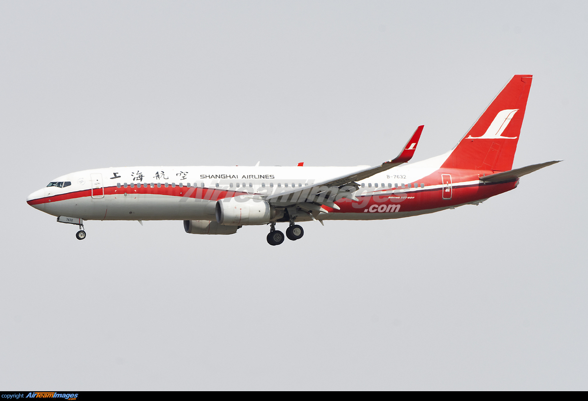 Boieng 737-89P - Large Preview - AirTeamImages.com