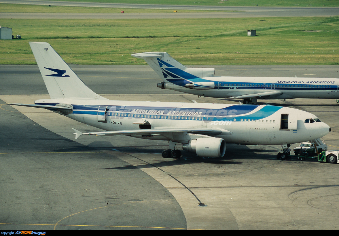 Airbus A310-324 - Large Preview - AirTeamImages.com