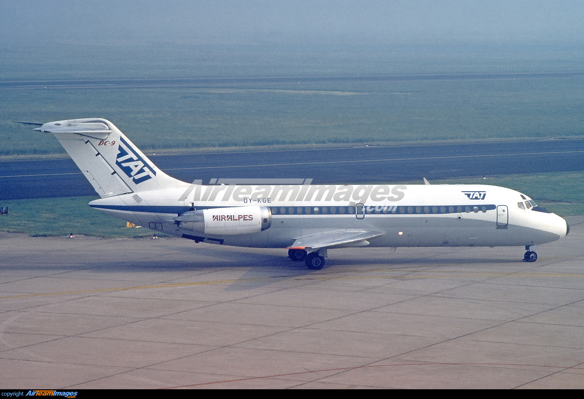 McDonnell Douglas DC-9-21 - Large Preview - AirTeamImages.com