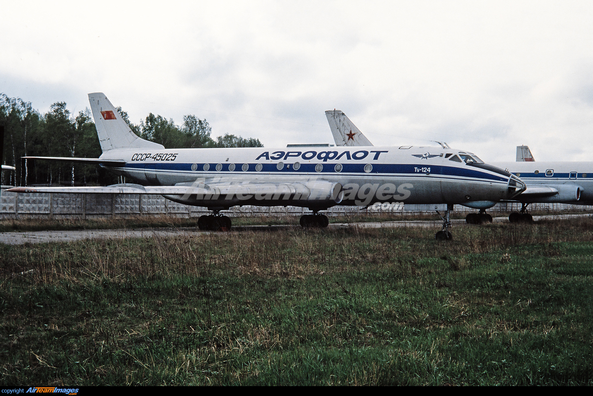 Tupolev Tu-124 - Large Preview - AirTeamImages.com