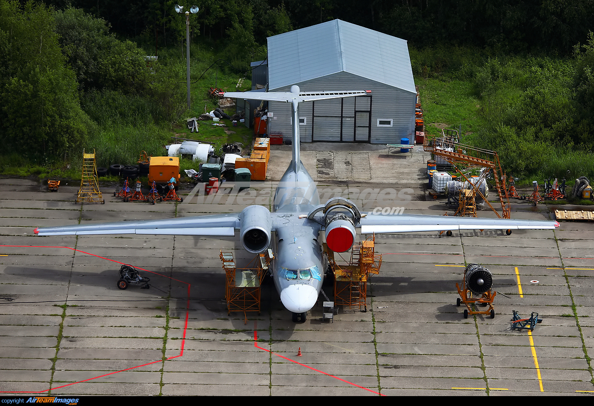 Antonov An-72V - Large Preview - AirTeamImages.com