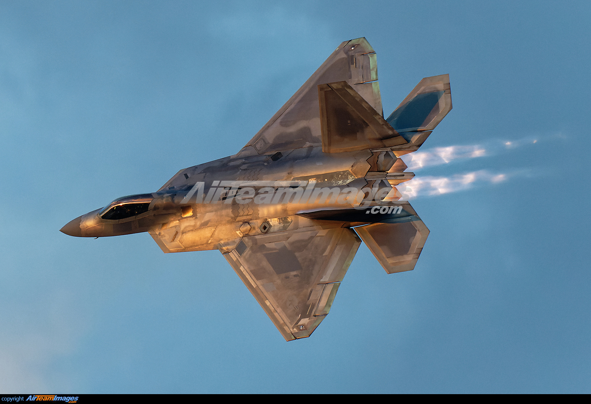 Lockheed Martin F-22A Raptor - Large Preview - AirTeamImages.com