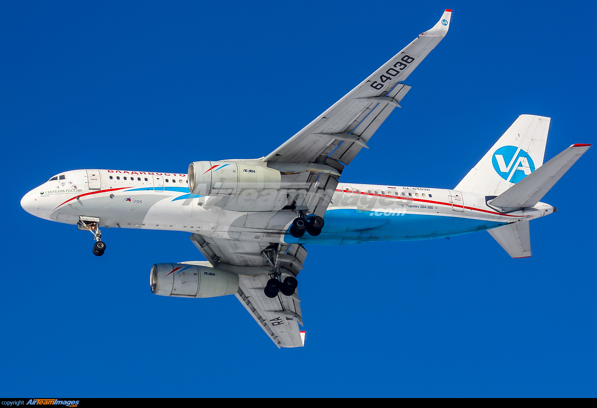Tupolev Tu-204-300 - Large Preview - AirTeamImages.com