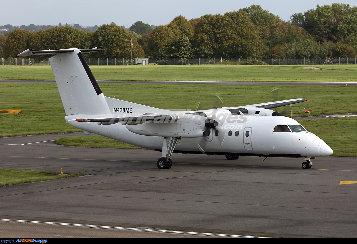 Bombardier Dash 8-201 - Large Preview - AirTeamImages.com