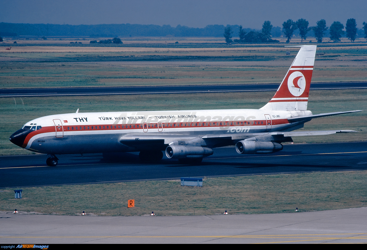Boeing 707-121 - Large Preview - AirTeamImages.com