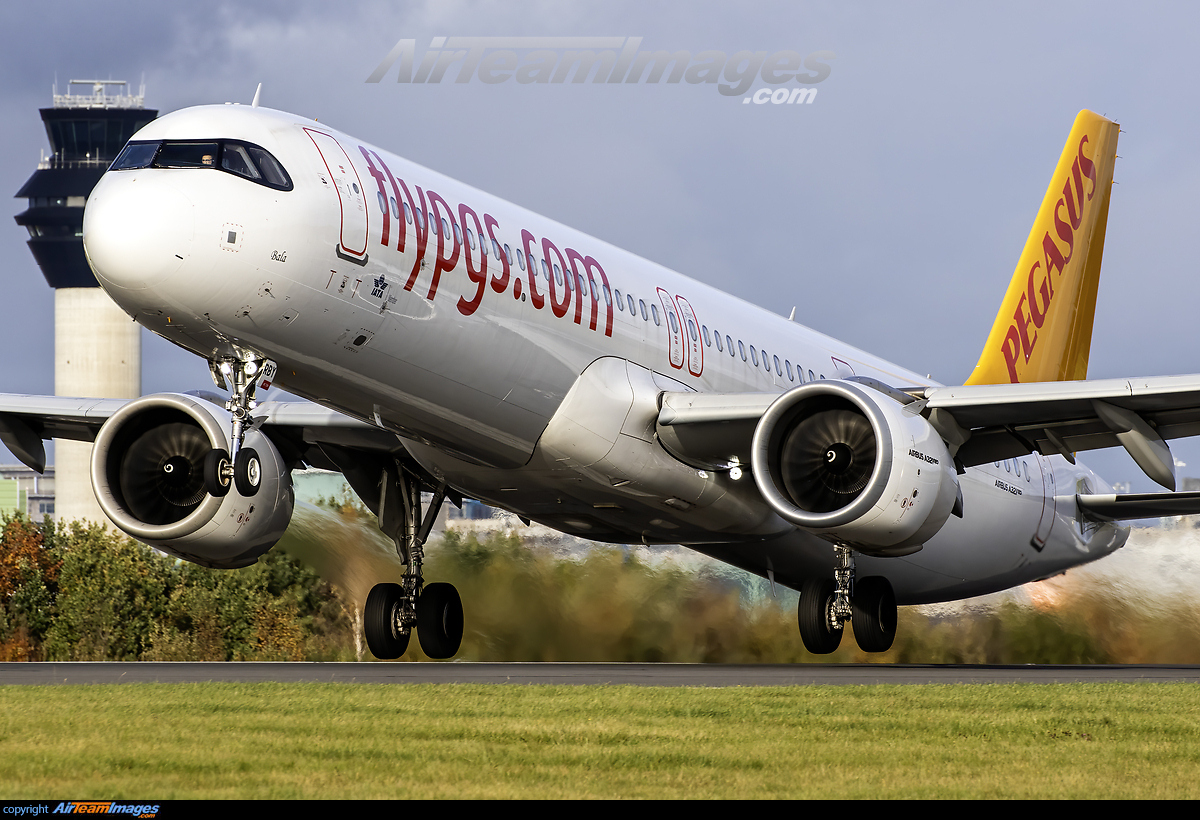 Airbus A321-251NX - Large Preview - AirTeamImages.com