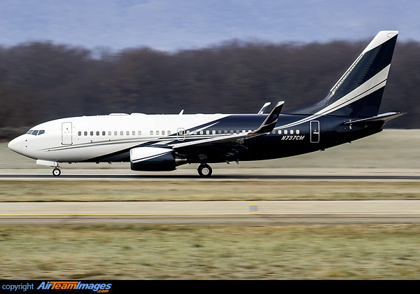 Boeing Business Jet BBJ (N737CM) Aircraft Pictures & Photos - AirTeamImages.com