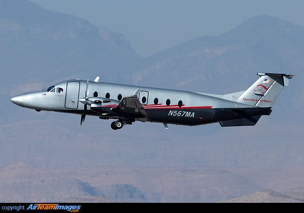 Beechcraft 1900D (N567MA) Aircraft Pictures & Photos - AirTeamImages.com