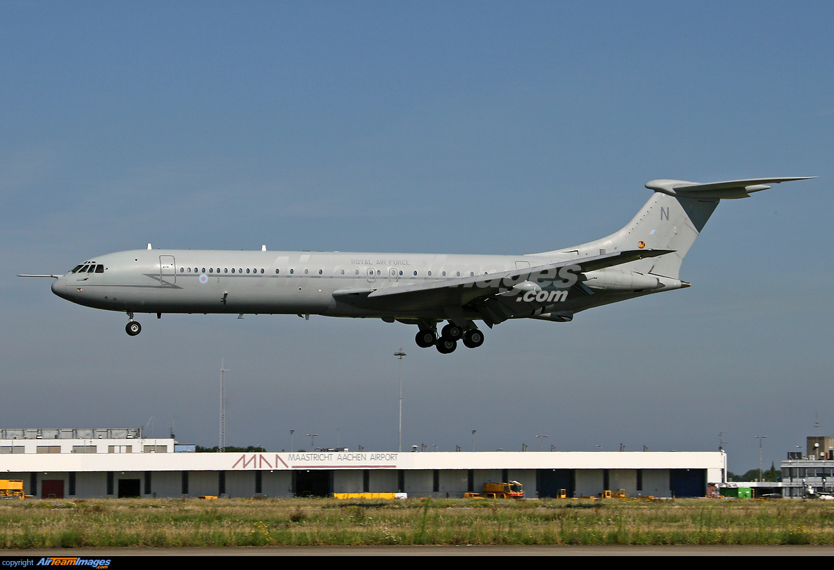 Vickers VC10-K4 - Large Preview - AirTeamImages.com