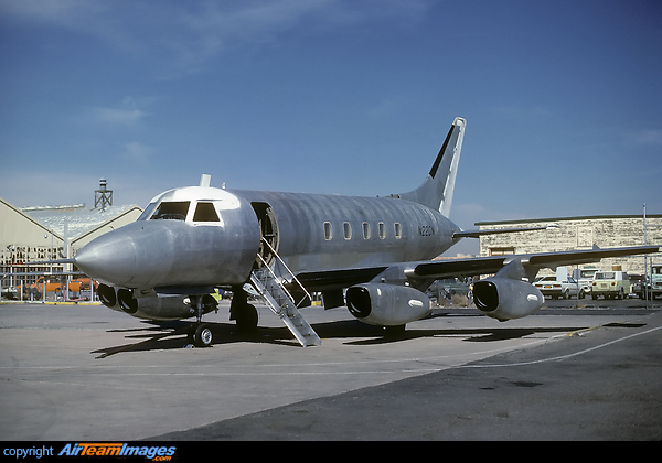 McDonnell 220 (N220N) Aircraft Pictures & Photos - AirTeamImages.com