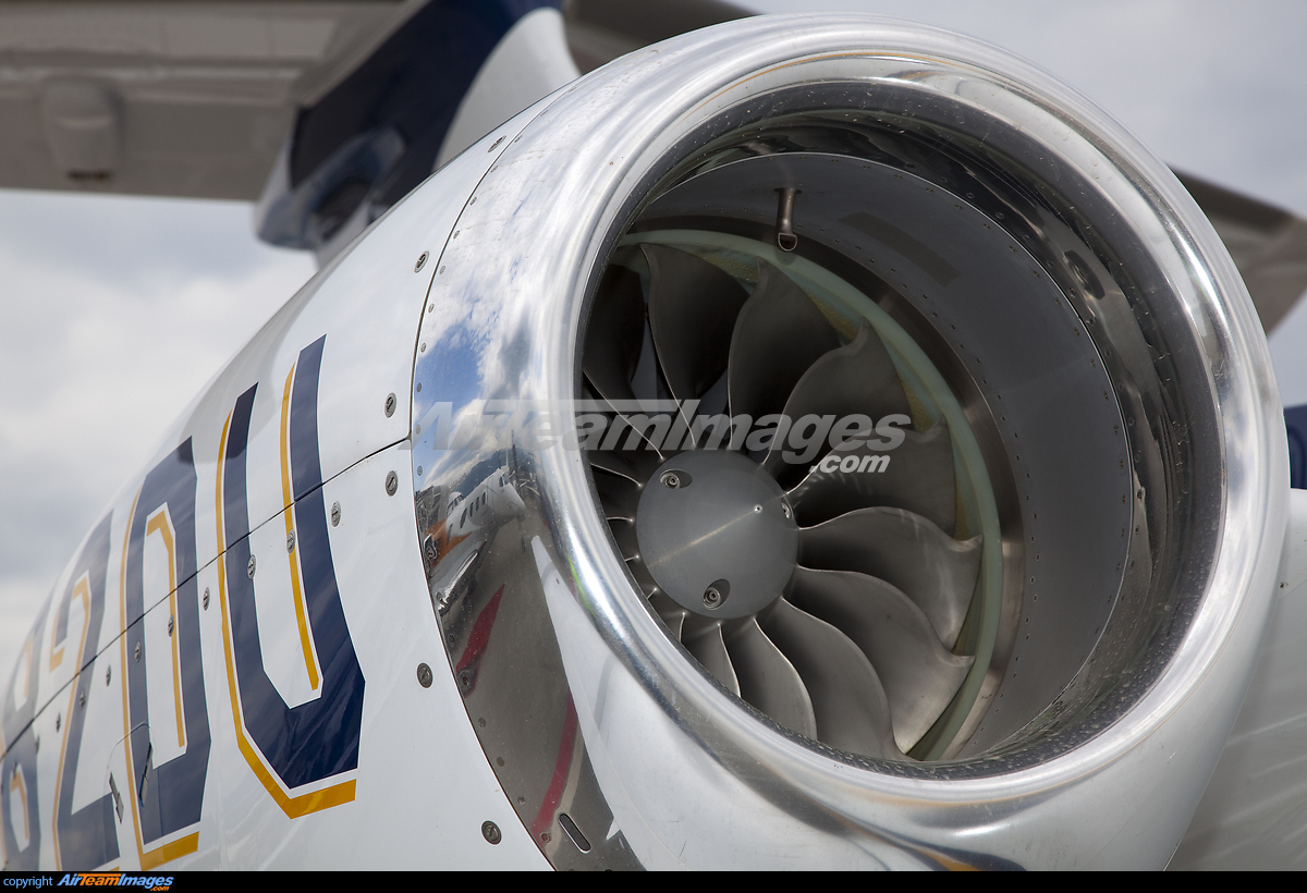 Embraer Phenom 100 - Large Preview - AirTeamImages.com