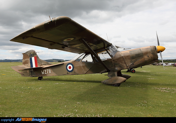 Auster - AOP.9 (G-AVHT) Aircraft Pictures & Photos - AirTeamImages.com