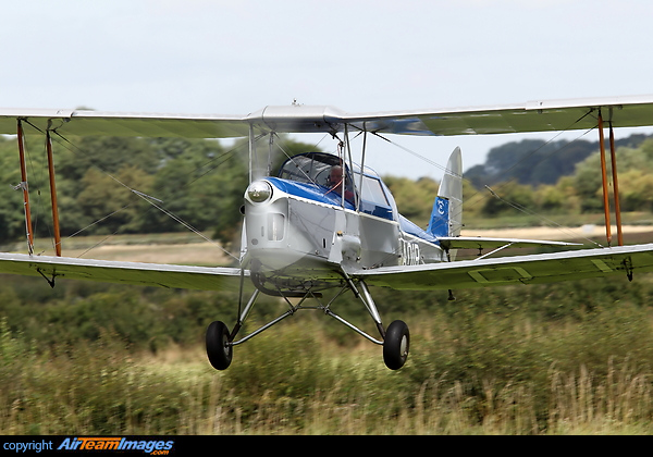 Thruxton Jackaroo (G-AOIR) Aircraft Pictures & Photos - AirTeamImages.com
